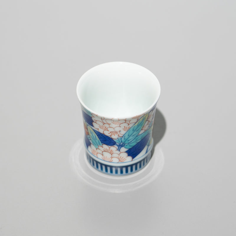 Nabeshima Sake Cup (Rhododendron) – HULS GALLERY TOKYO | 現代工芸ギャラリー