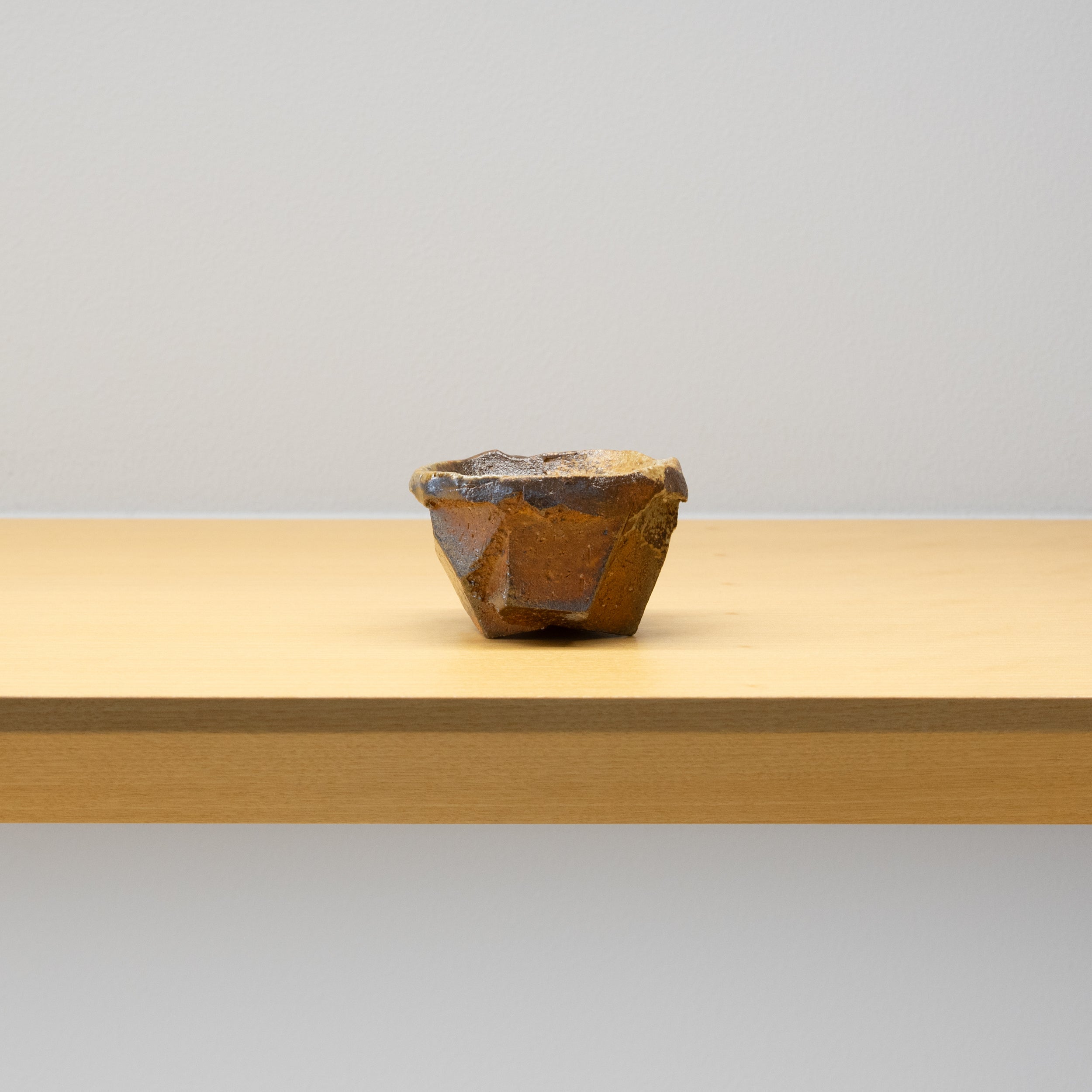 Taiga Mori / Kaku-Kaku(stiffly) Sake Cup – HULS GALLERY TOKYO | 現代工芸ギャラリー
